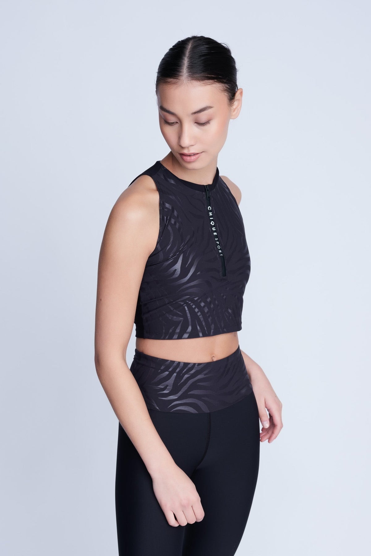 Women's Figure Skating Iconic Crop Top in Black | Chique Sport